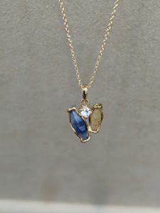 Optic Character and Sign - The Natural Gemstones Company | The Natural ...