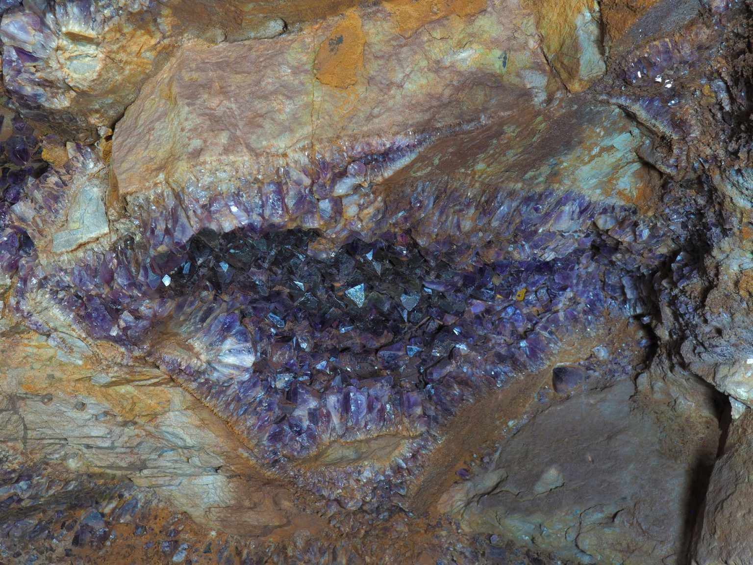 Amethyst Mining Regions - The Natural Gemstones Company | The Natural ...